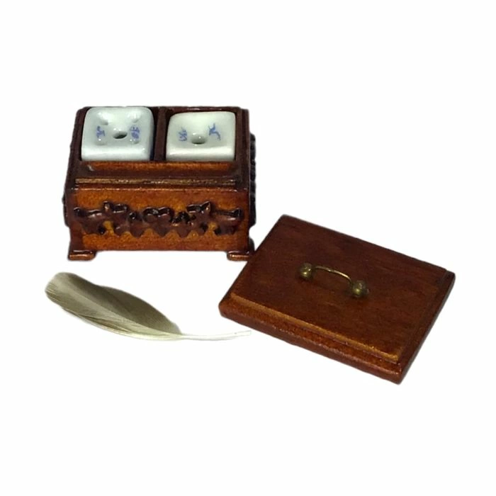 Wooden Inkwell and Quills (JY0343) - Dolls House Furniture | Dolls ...